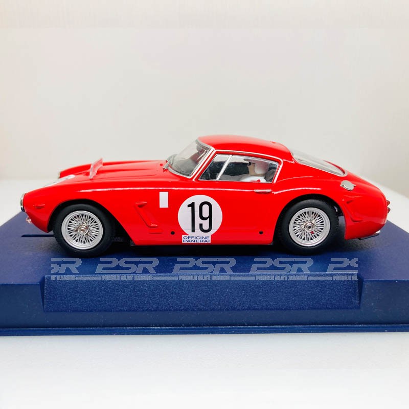 MR Slotcar 250 GT SWB No.19 Le Mans 1960 (MR1522)